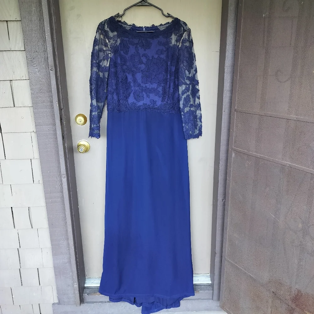 Tadashi Shoji | Dresses | Tadashi Shoji Peony Embroidered Maxi Dress ...